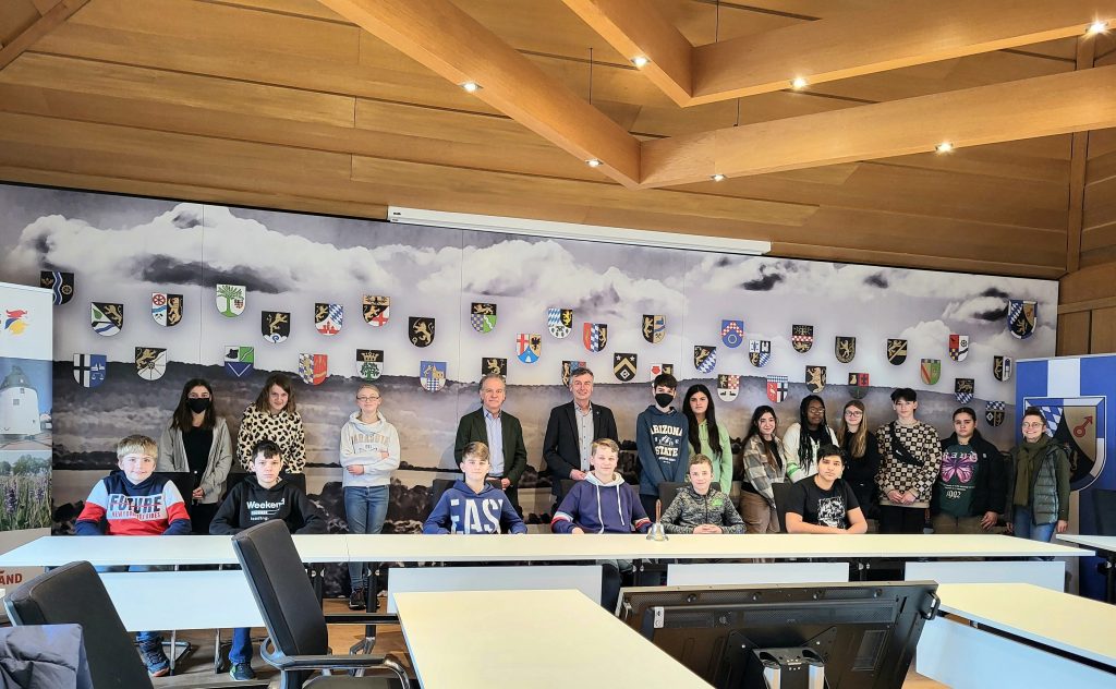 Rathausbesuch der Klasse 7a - Friedrich-Karl-Ströher Realschule plus